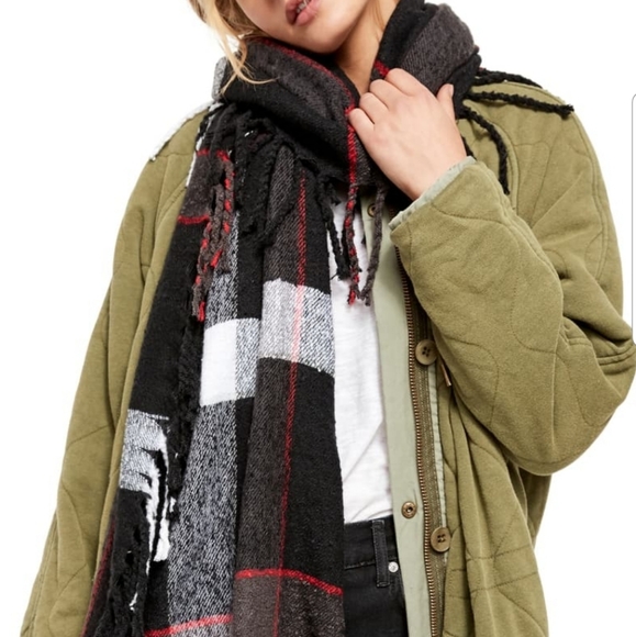 Free People | Accessories | New Free People Valley Plaid Scarf Black ...
